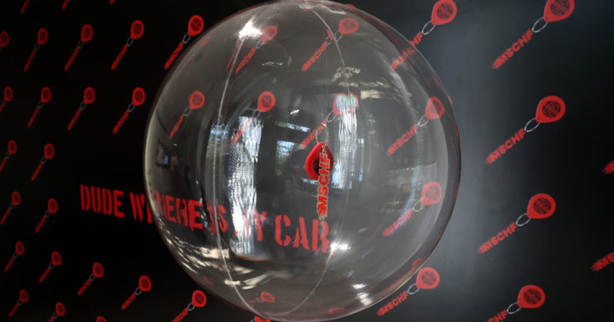 'MSCHF: NOTHING IS SACRED' 전시작 ‘키 포 올 (Key 4 All)’ 프로젝트