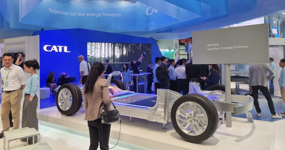 CATL reduces gap with LG Energy Solution