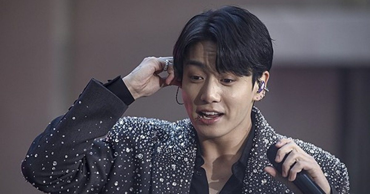 Jung Kook Performs on NBC's Today Show