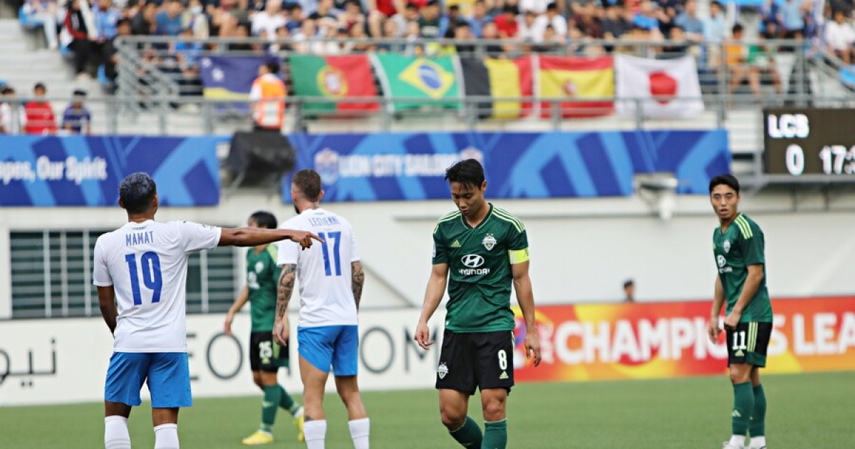 [SPO 현장] '캡틴' 완장 두르고 뛴 백승호 "FA컵·ACL 반성해야…전북이라면 모두 이겨야"
