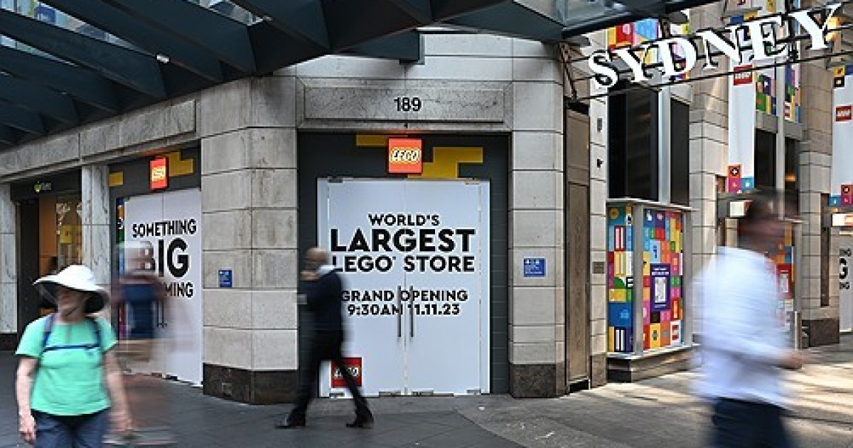 AUSTRALIA SYDNEY LEGO STORE STOCK