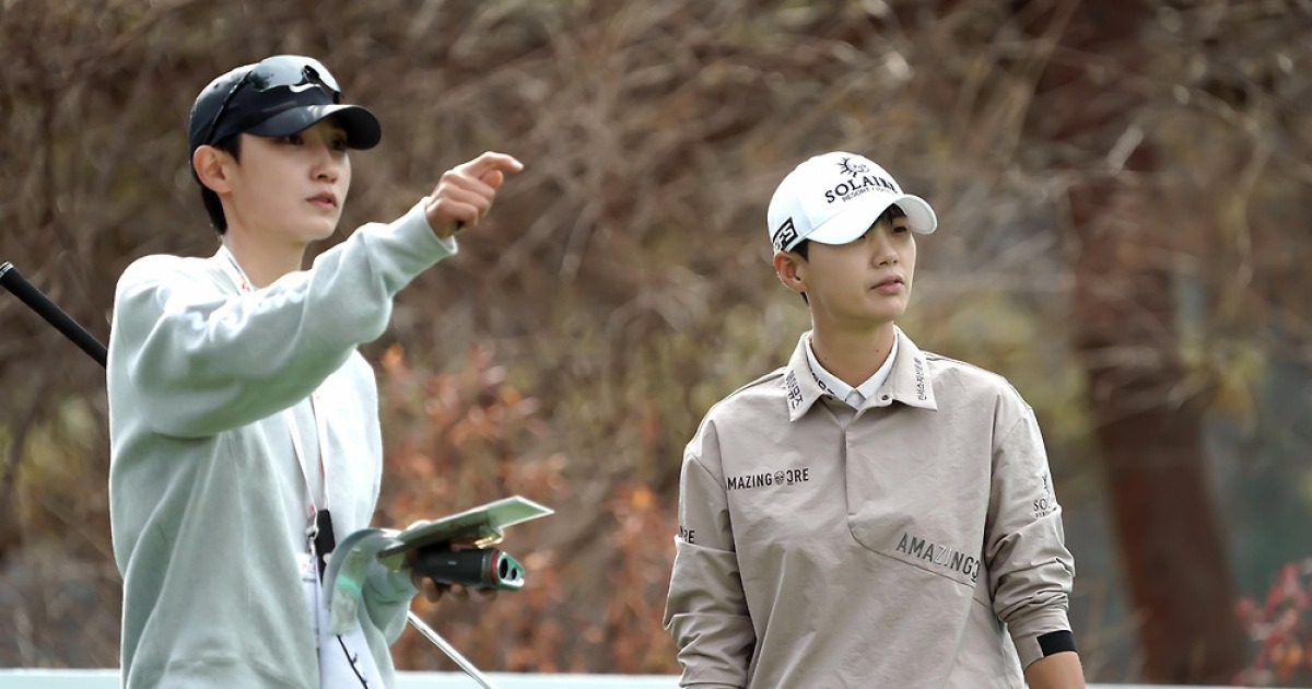 박성현 캐디로 변신한 KLPGA 5승 김시원 "제2의 인생 출발"