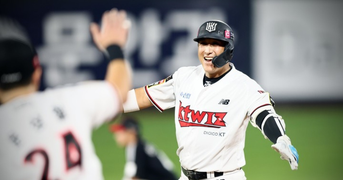 [KS] 황재균 적시타, 마침내 득점 성공한 KT, 1-5 추격 나선다