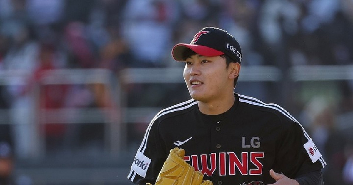 [KS] 'MVP급' LG 김윤식 5.2이닝 1실점 완벽투, 5-1 리드 지켜냈다