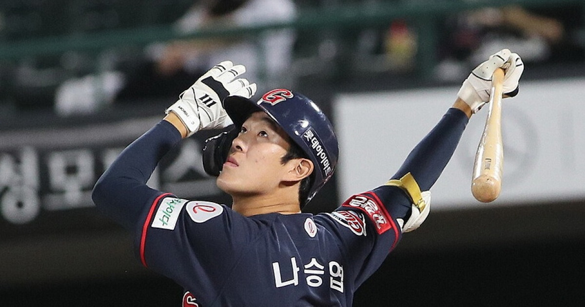 [공식발표] 'KS 한창' LG-KT 출전 불발…나승엽-신민혁 APBC 대표팀 발탁 확정