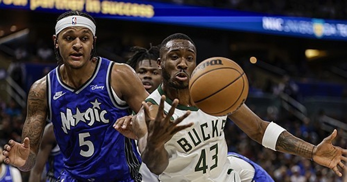 Bucks Magic Basketball