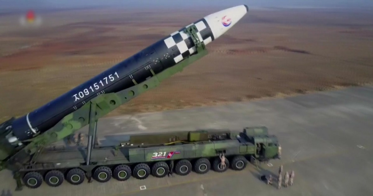 北 "신형 IRBM 고체연료 엔진 시험 성공"...괌 기지 겨냥?