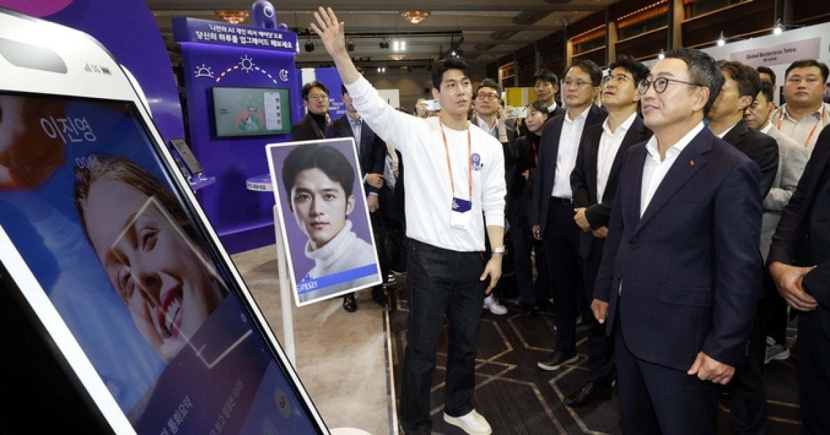 [포토] 유영상 SKT 사장, SK 테크 서밋 2023 참석