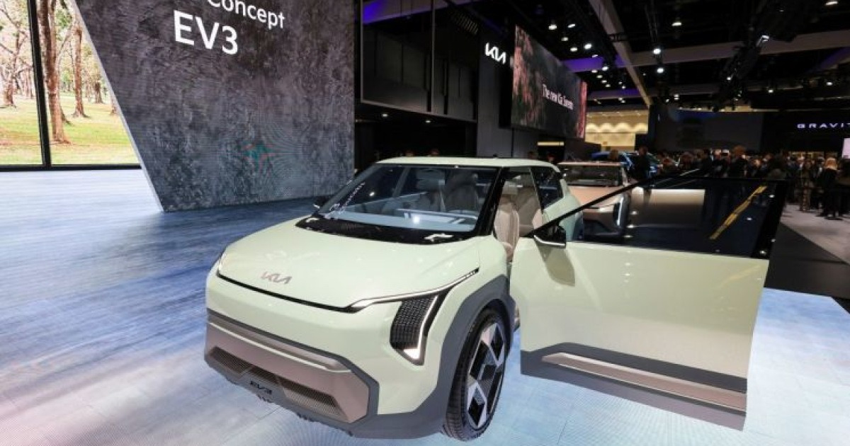 기아, LA오토쇼서 EV3·4 전기차 콘셉트카 공개