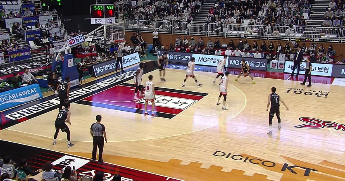 '허훈, 복귀전 26득점' kt, SK에 완패