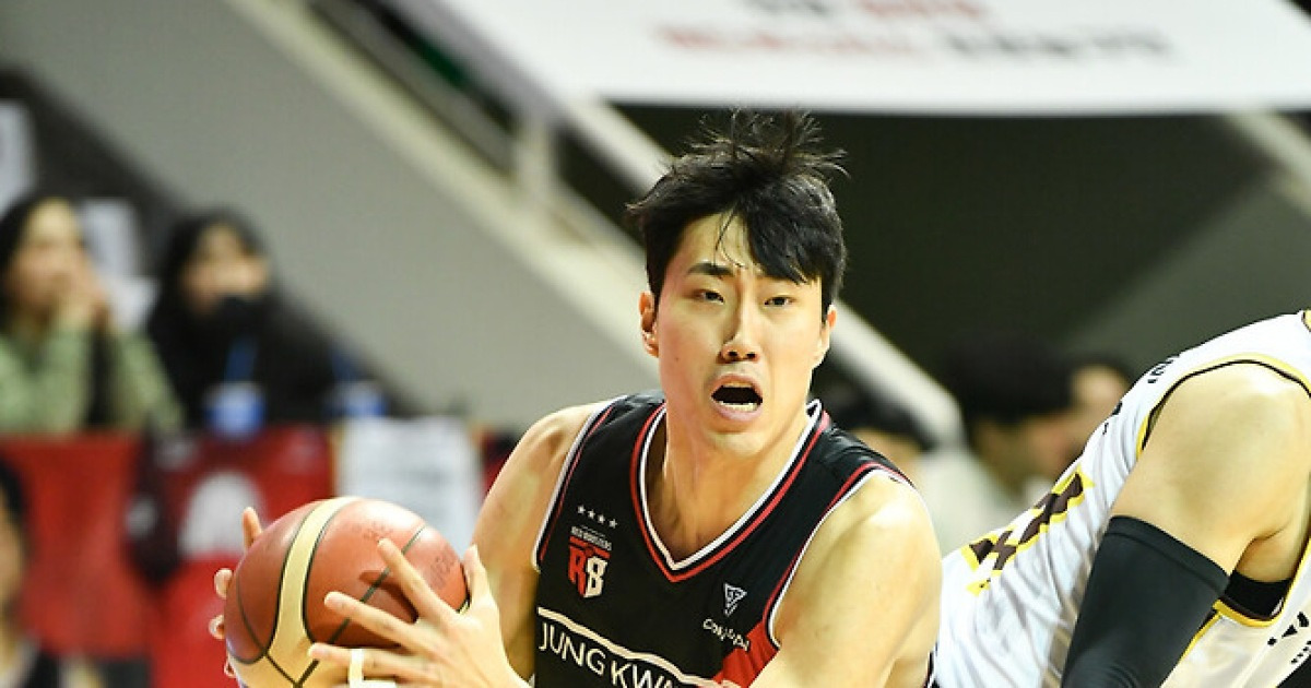 [BK 리뷰] ‘정효근과 아반도의 동반 활약’ 정관장, KCC 꺾고 단독 2위 유지