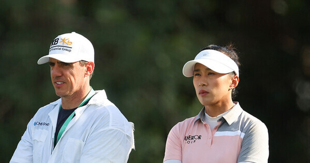 양희영, CME그룹 투어챔피언십 3R 하카오카와 공동 1위로 우승 경쟁 [LPGA]
