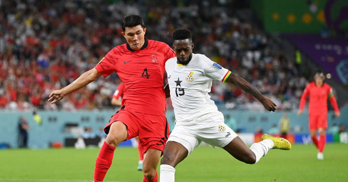 '카타르 월드컵 때 한국 상대' 가나 FW, EPL에서 손흥민과 다시 만나나...빌라가 노린다