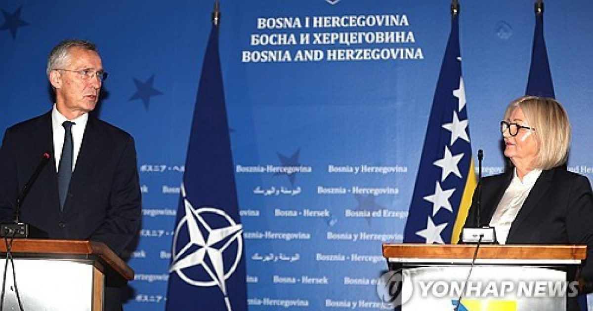 BOSNIA NATO DIPLOMACY