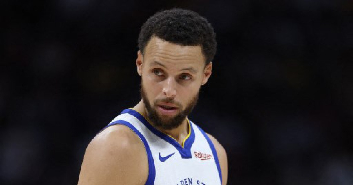 ‘커리 32점’ GSW, 휴스턴 꺾고 6연패 탈출