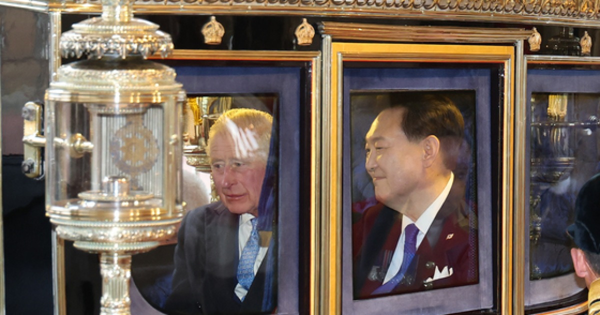 Korean president gets a royal welcome during state visit to Britain