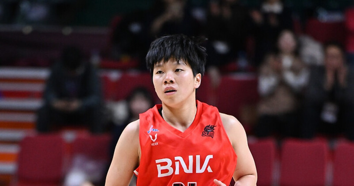 [WKBL 1라운드 리뷰] 'BNK의 기둥' 진안, 1라운드 전경기 ‘더블더블’ 기록