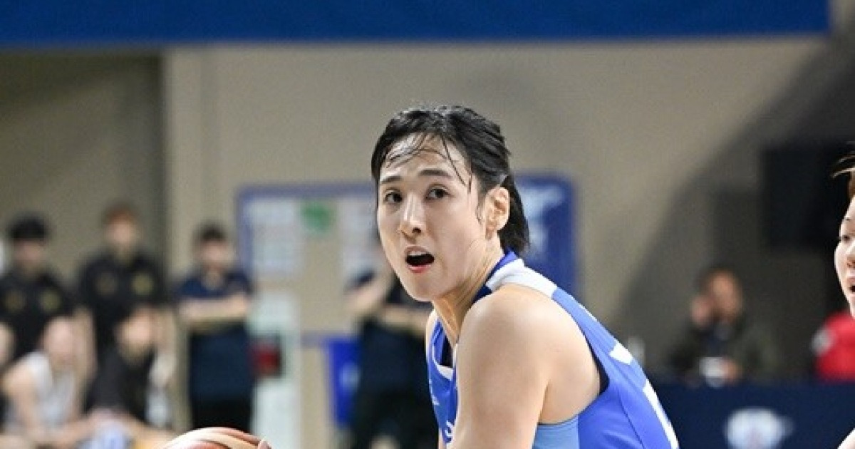 [WKBL 1라운드 리뷰] 우리은행 저력의 중심, 확고한 원투펀치