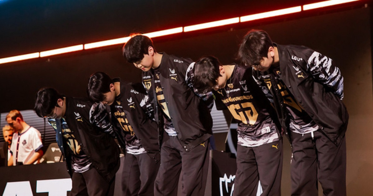 Player moves start in earnest as dust settles after LoL Worlds