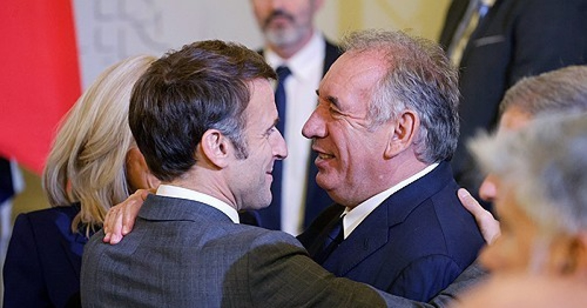 FRANCE GOVERNMENT MAYORS