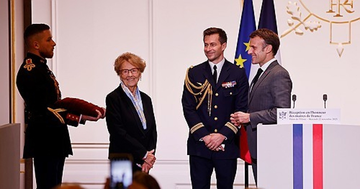 FRANCE GOVERNMENT MAYORS