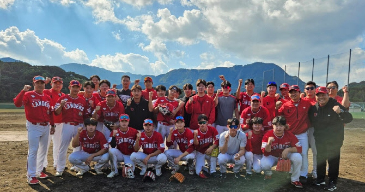 SSG랜더스, 가고시마 유망주 캠프 성료...이건욱·안상현 MVP