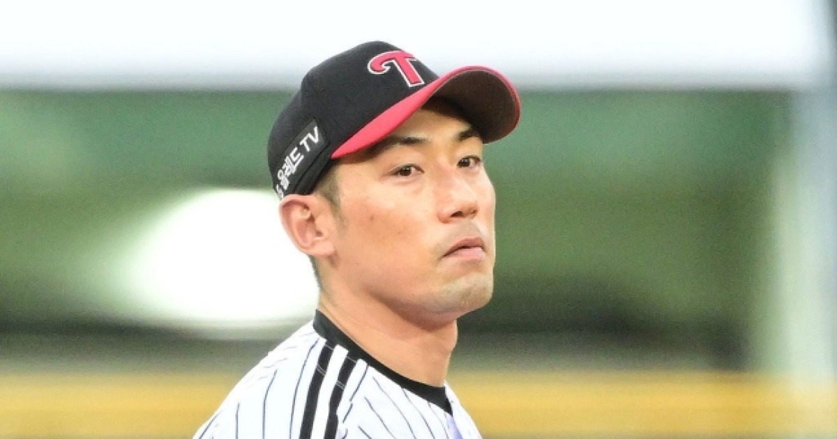 201안타 MVP, FA 3수 독기도 소용 없었다... 12년 만에 '친정 복귀' 그 끝은 방출 엔딩