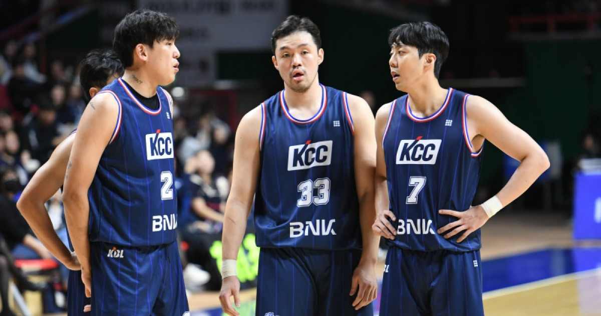 ‘완전체’ 첫발 디딘 KCC, 3점을 막아야 한다