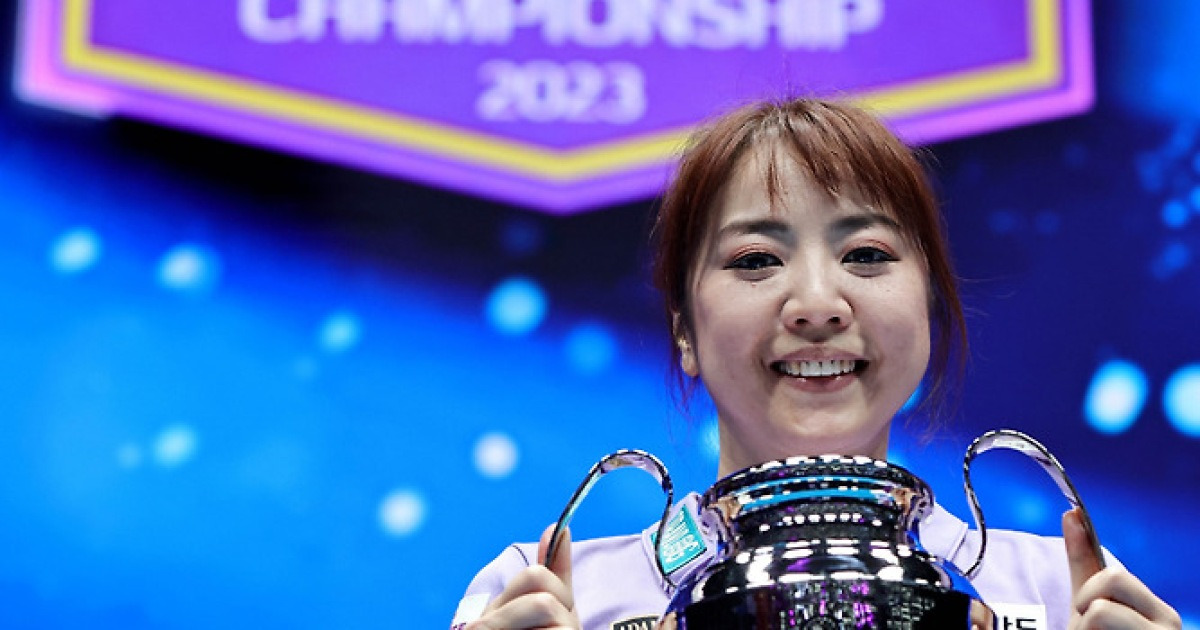 두 아이의 엄마, 한국에서 해냈다…日사카이 LPBA '시즌 첫 2관왕' 등극