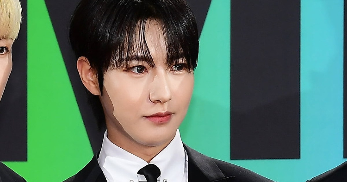 [TEN포토]NCT드림 런쥔 '귀엽게 브이'(MMA2023)