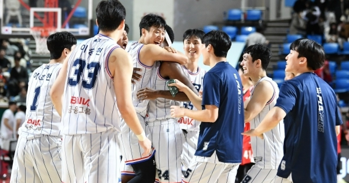 ‘4Q FG 8.3%’ KCC, 존슨 위닝 자유투 힘입어 SK 잡아…LG·kt 공동 2위 수성(종합)