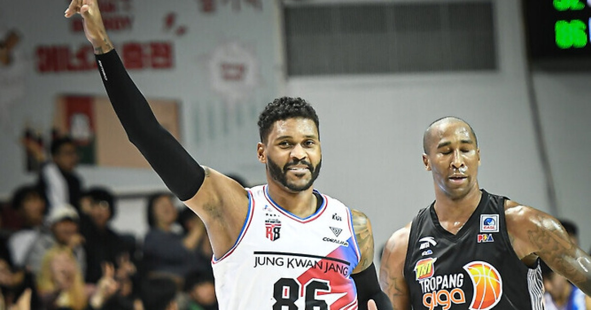 [JB포토] EASL, 대릴 먼로 '기분좋게 3점슛 성공'