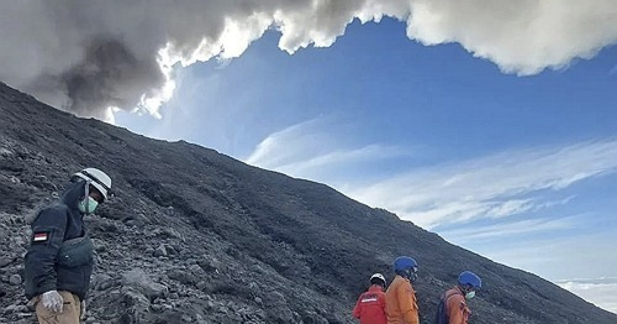 Indonesia Volcano Eruption