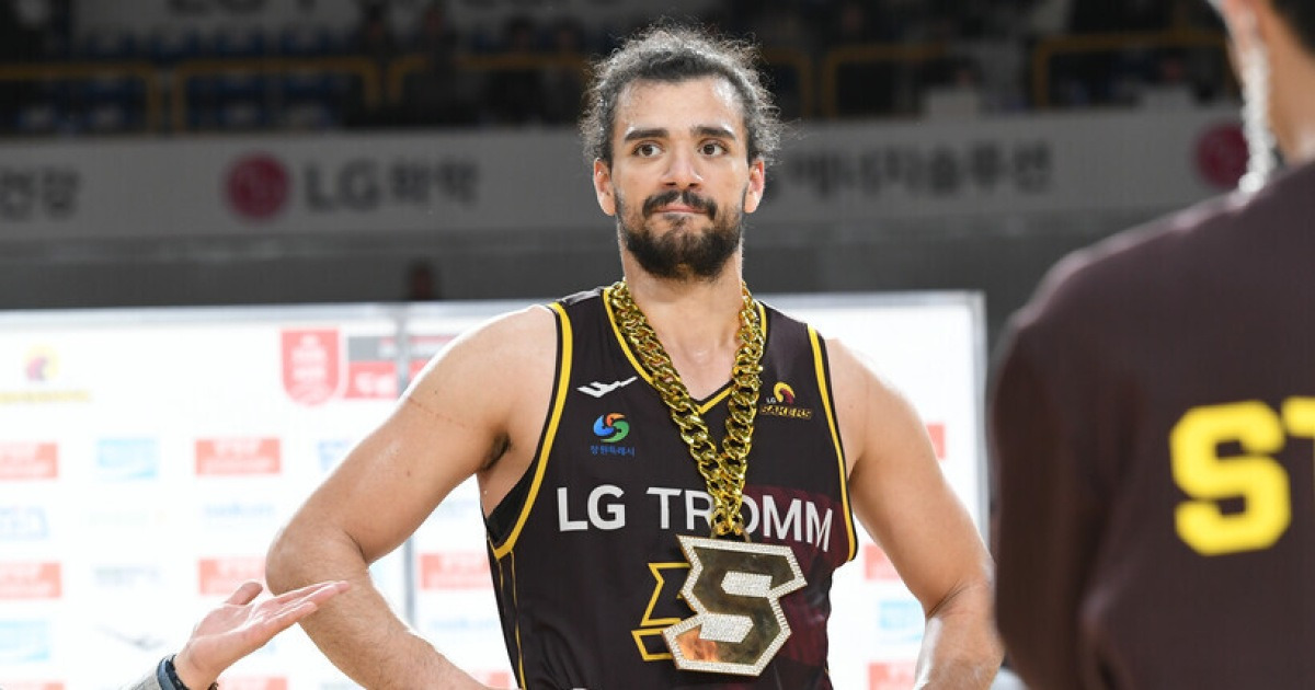 [뒷북STAT] ‘2R MVP 예약’ 마레이, 최초 2G 연속 20점-18Reb-3Stl