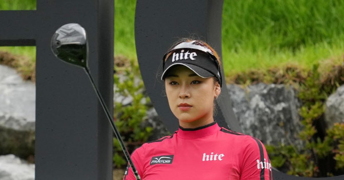 KLPGA "윤이나 징계 감면 내년 초로 연기"..복귀 가능성은 열려 있어