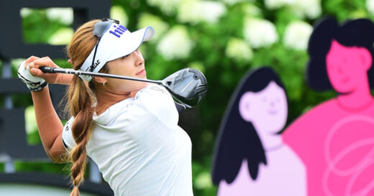 '오구플레이 논란' 윤이나, 복귀 결론 안 났다... KLPGA "내년 초 재논의"