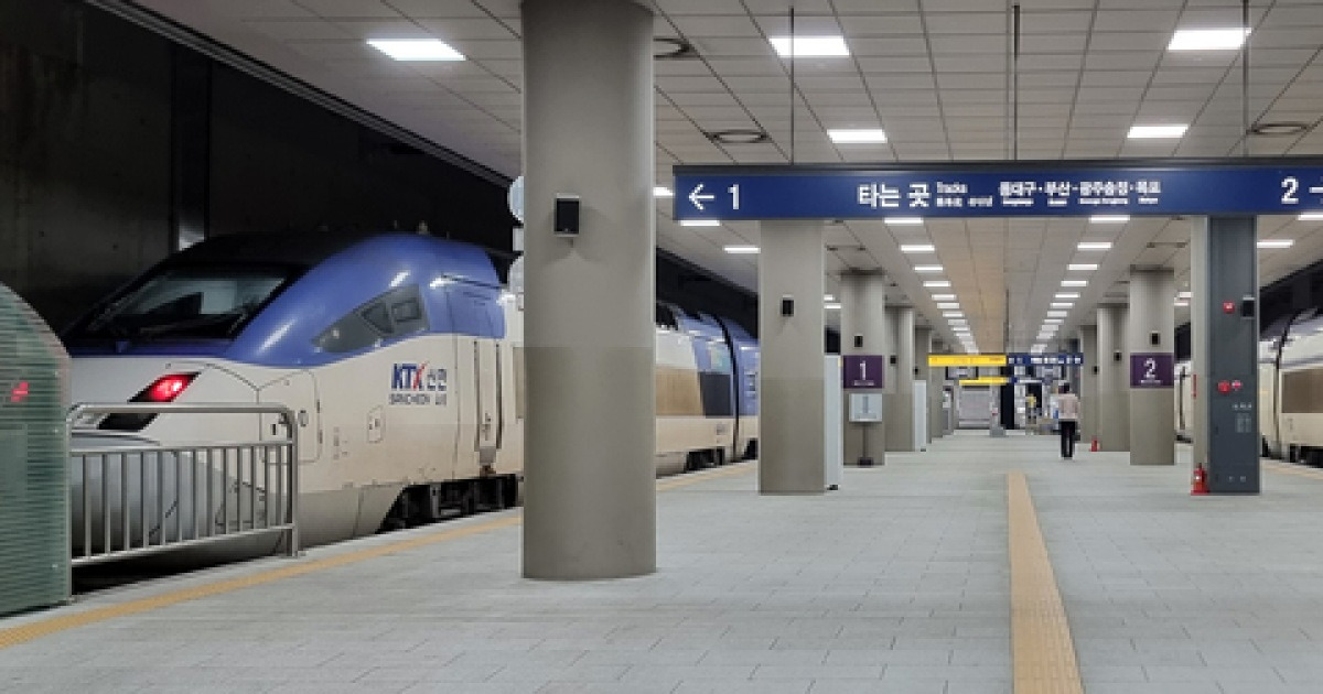 KTX·SRT 연말 승차권 발매 지연…같은 예발매 시스템 사용(종합)
