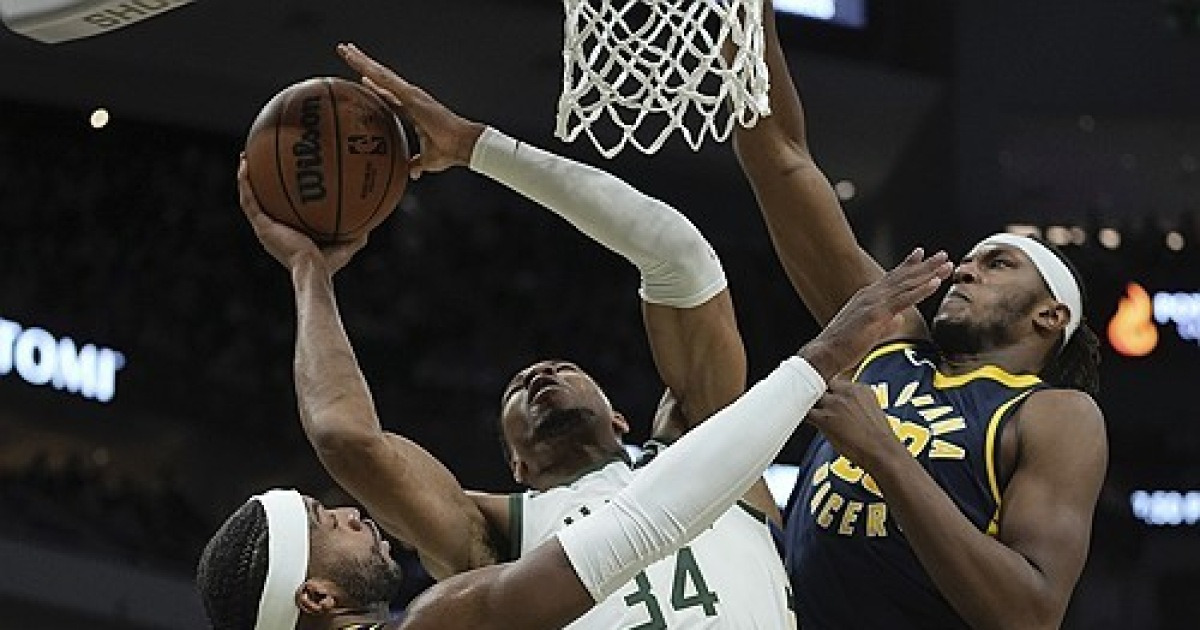 Pacers Bucks Basketball