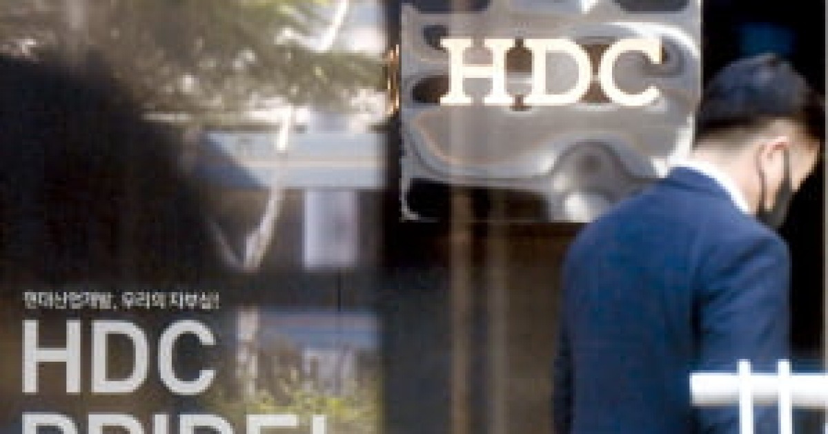 HDC현산, 준공 못한 물류센터 1000억 빚 떠안는다