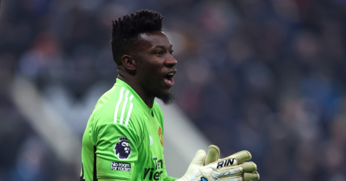 "아무것도 느껴지지 않던데?"…안필드 침묵에 빠뜨린 맨유 '905억' GK→EPL 클린시트 1위 등극