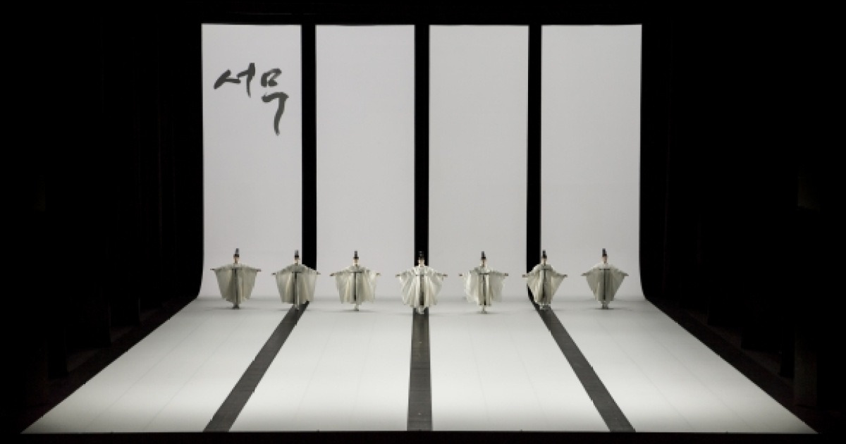 마음에 펼친 화폭에 고매한 선비 정신 물드네