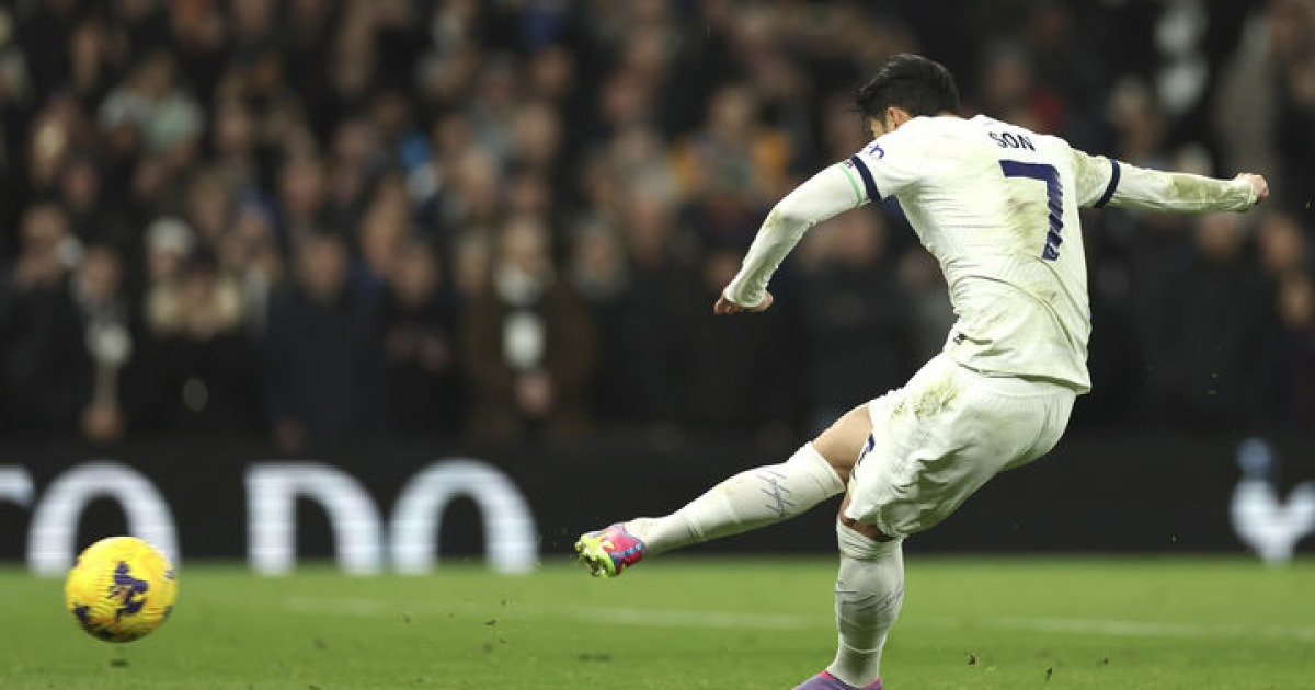 [2023년 스포츠 10대뉴스⑧]손흥민, EPL 8시즌 연속 두 자릿수 득점 '금자탑'