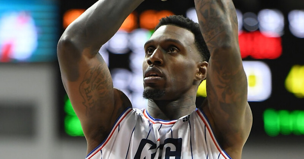 [BK 리뷰] ‘3쿼터 지배’ KCC, 정관장 잡으며 5연승 질주