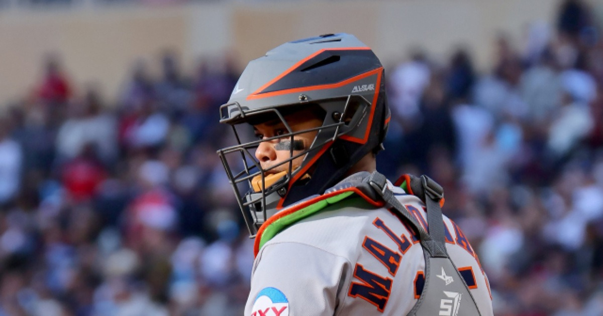 '휴스턴 WS 우승 견인' ML 13년차 베테랑 포수, KBO 'MVP'와 호흡 맞춘다…"화이트삭스와 1년+옵션" 계약