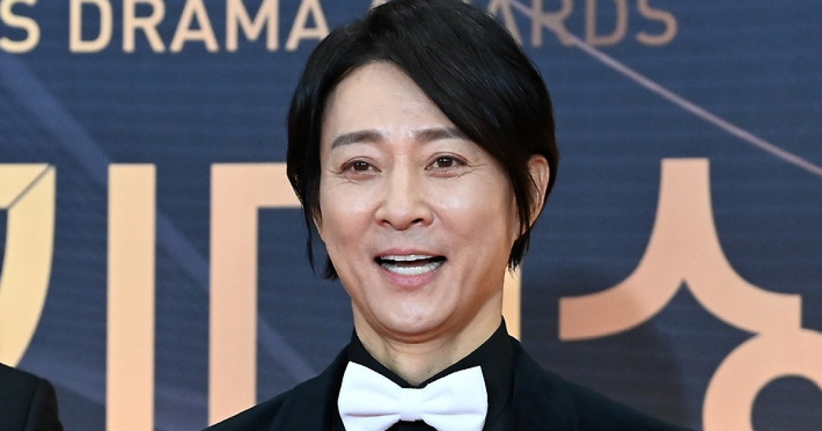 'KBS 연기대상' 최수종 "대상을 4번씩이나..여러분 덕분입니다" 직접 소감 [SC이슈]