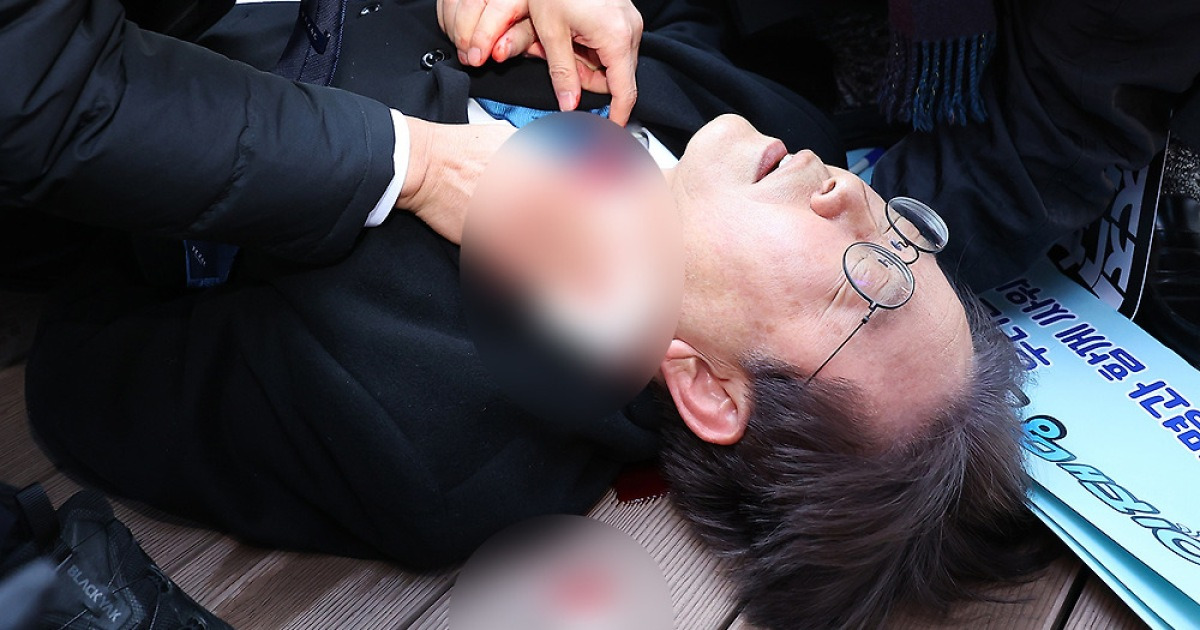 [속보] 이재명 부산 일정 중 피습 왼쪽 목 부위 습격