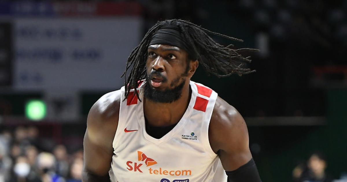 워니 쐐기 득점 포함 36점, SK KCC 꺾고 9연승 선두 DB와 3경기 차[SS현장]