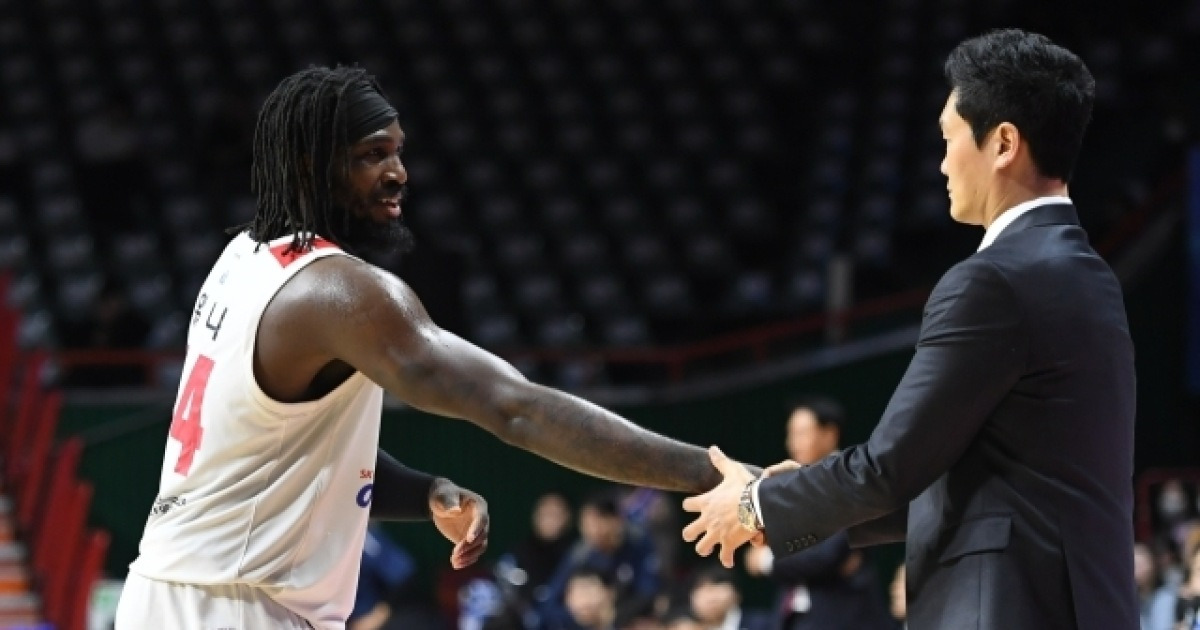 결국 워니가 끝냈다, 36점 폭격하며 SK 9연승 견인, KCC 3연패 주춤, 허웅 3점슛 5방으로 분전