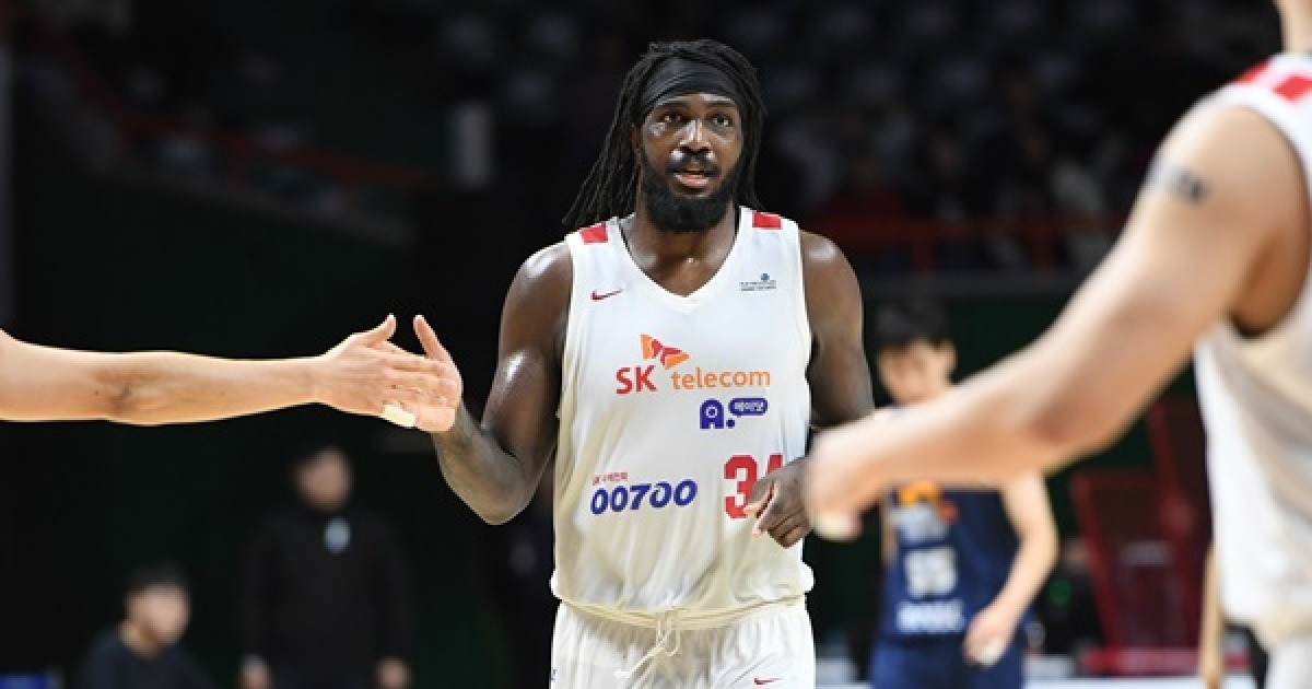 '워니 36점' SK, KCC 추격 뿌리치고 9연승…전 구단 상대 승리