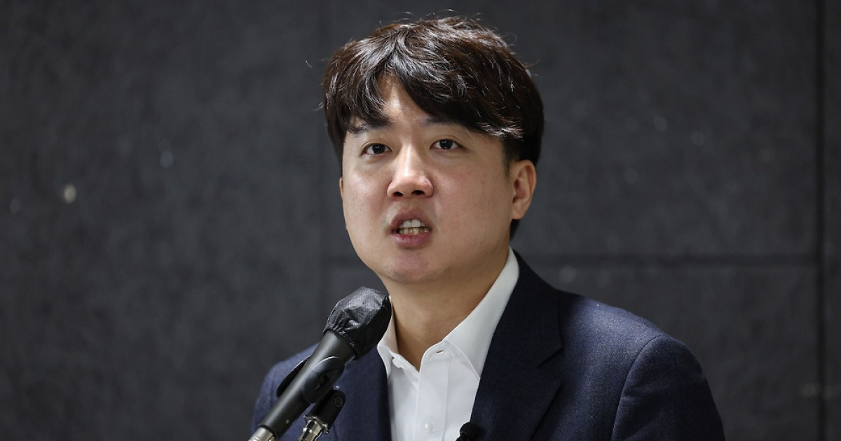 이준석 "이낙연과 연대 가능…당 합쳐 지역구 출마도"